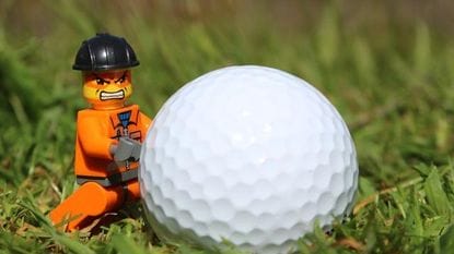 [How to] Clean a Golf Ball - Easy and Effective Method